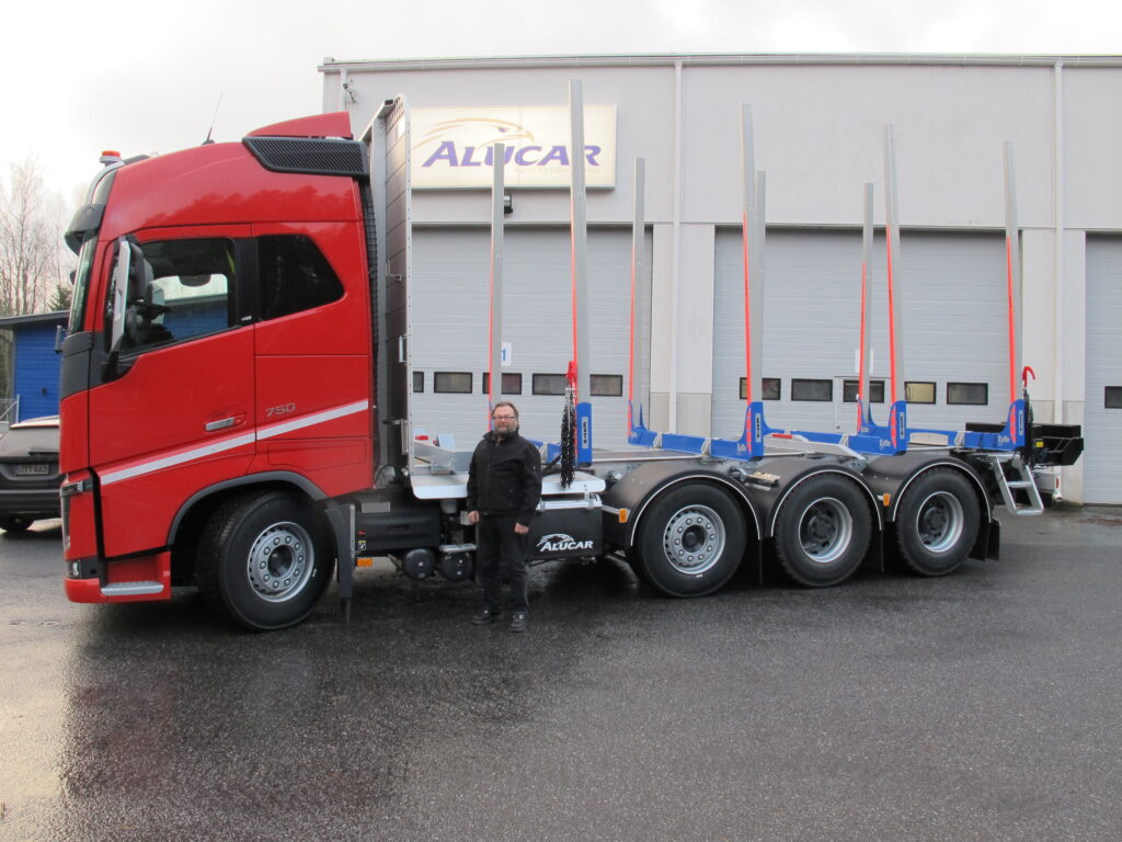 Latest truck: Volvo - Alucar