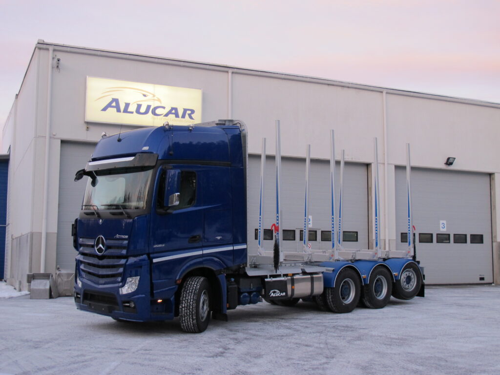 Latest truck: Mercedes-Benz - Alucar