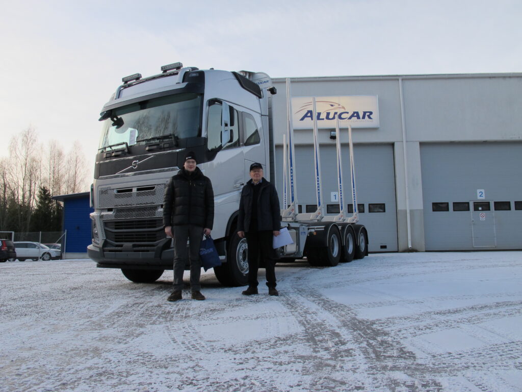 Latest truck: Volvo - Alucar
