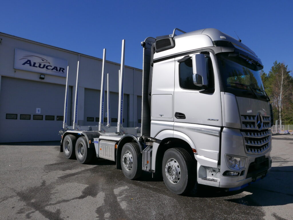 Latest truck: Mercedes-Benz - Alucar