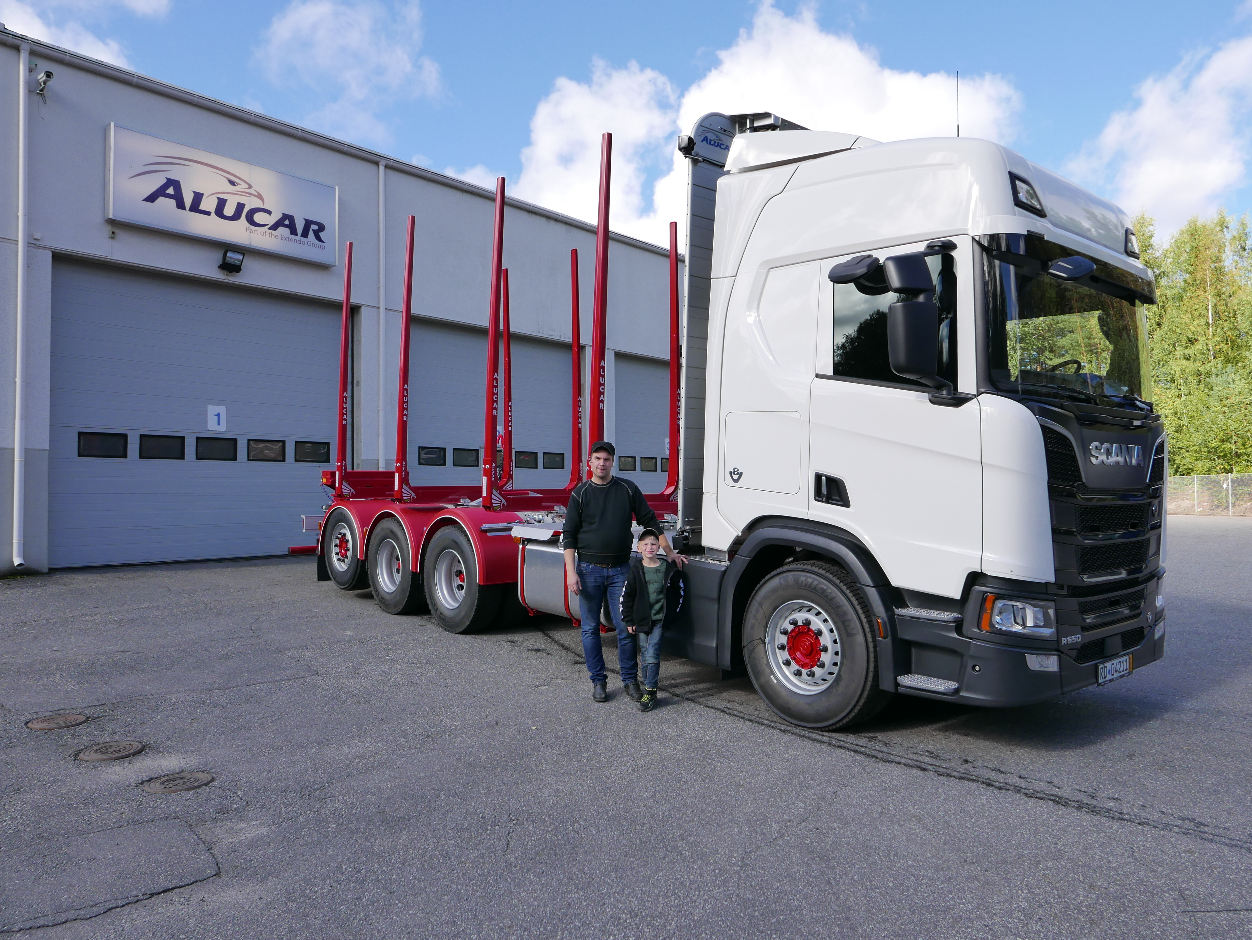 Latest truck: Scania - Alucar