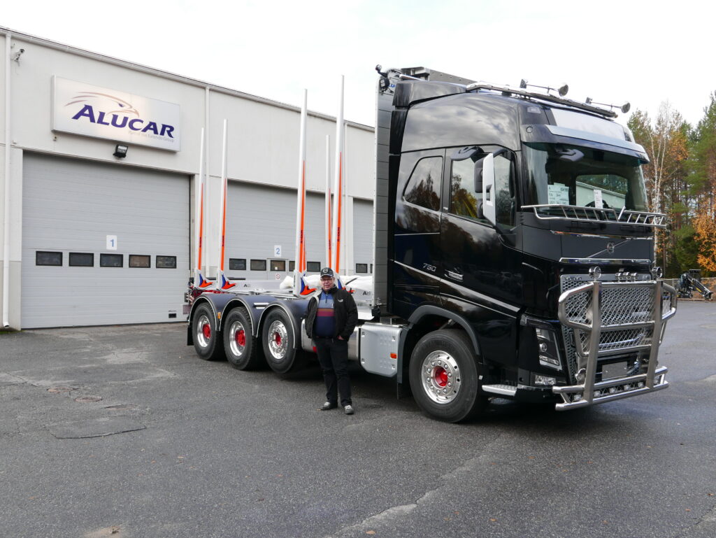 Latest truck: Volvo - Alucar
