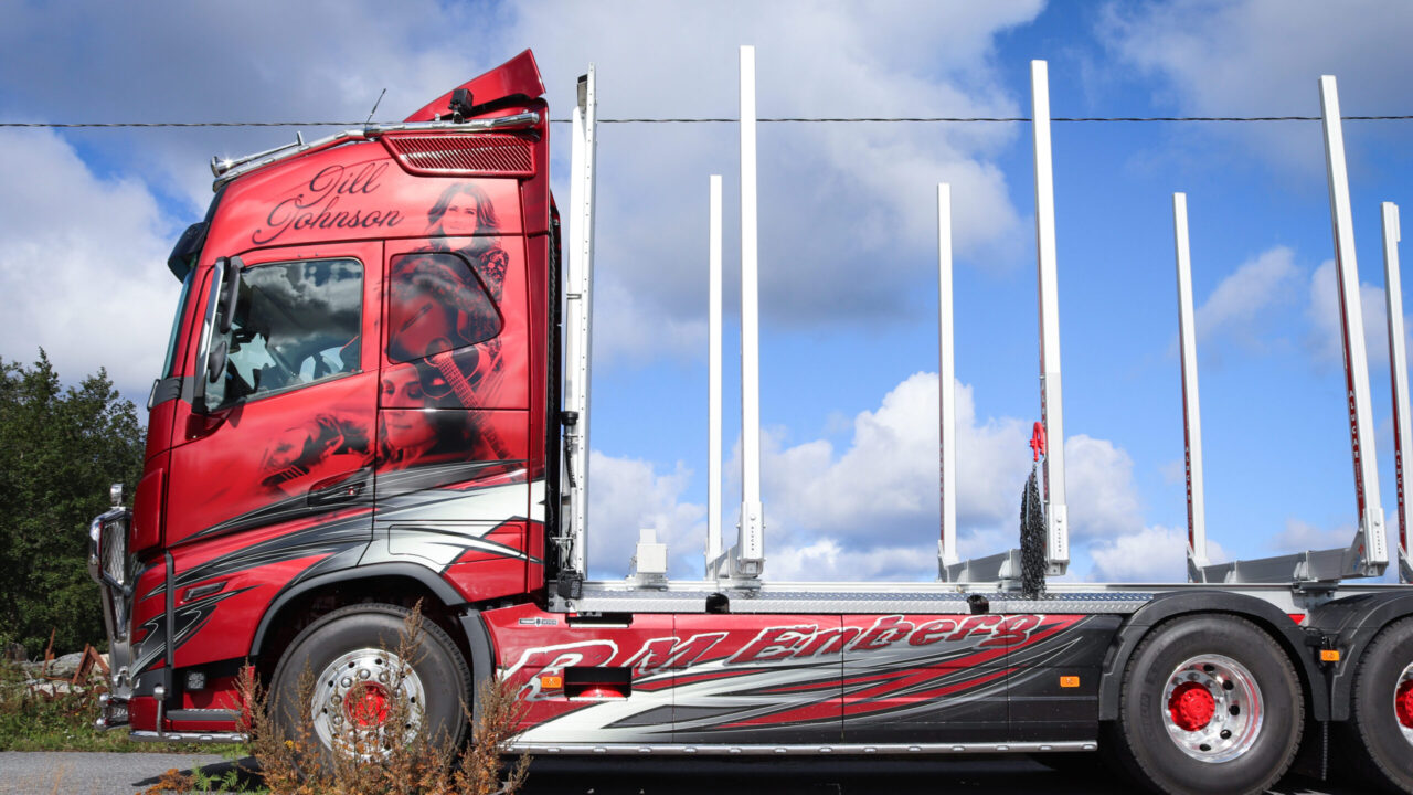 "Driving a timber truck is freedom." - Alucar
