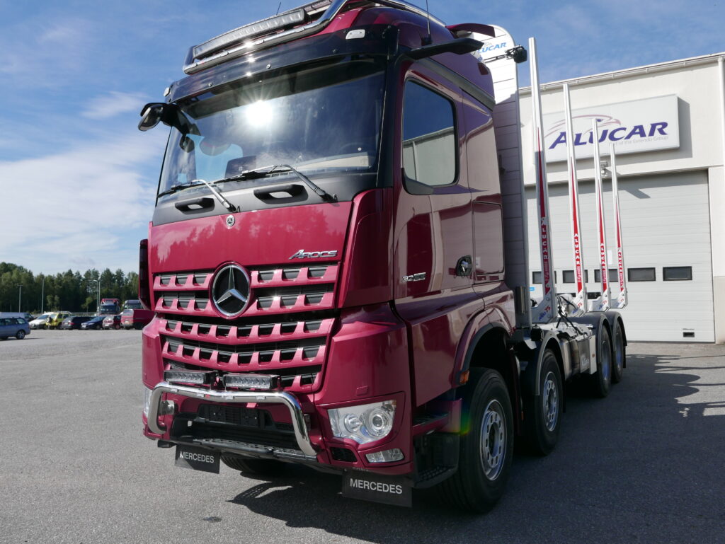 Alucarin rakentama auto: Papinaho Oy - Alucar