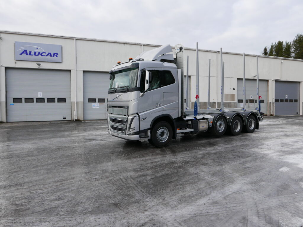 Alucarin rakentama auto: Kuljetusliike Juhani Tuominen - Alucar