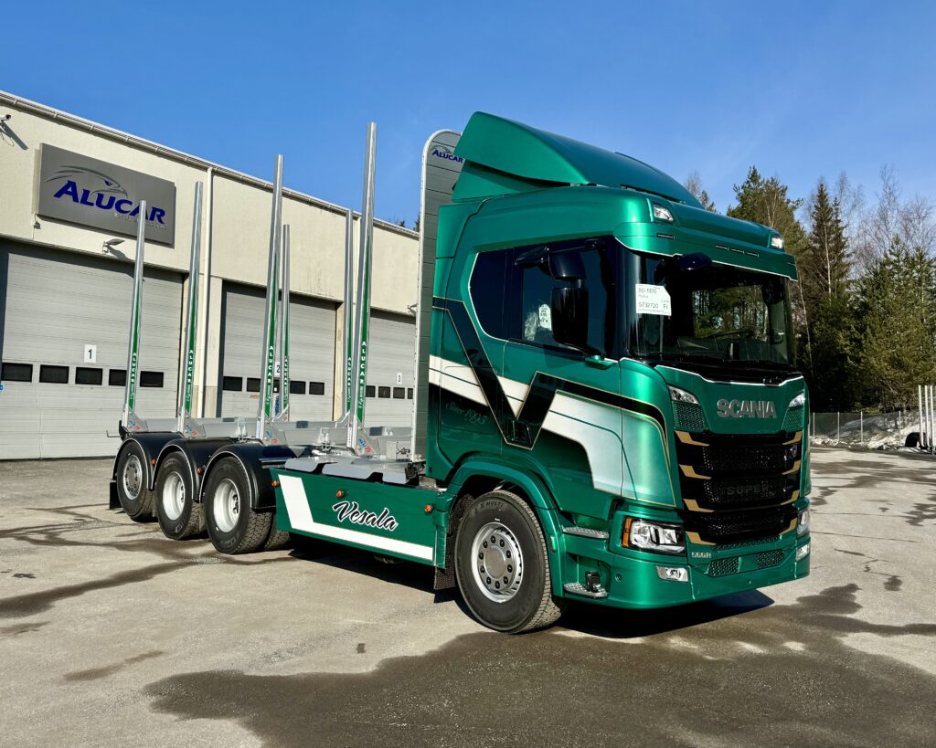 Puukuljetus Vesala Oy - Alucar