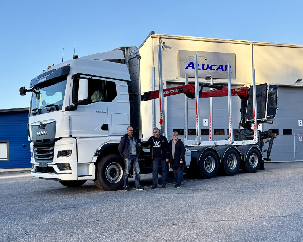 Built by Alucar: Kuljetusliike J. R. Hakkarainen Oy