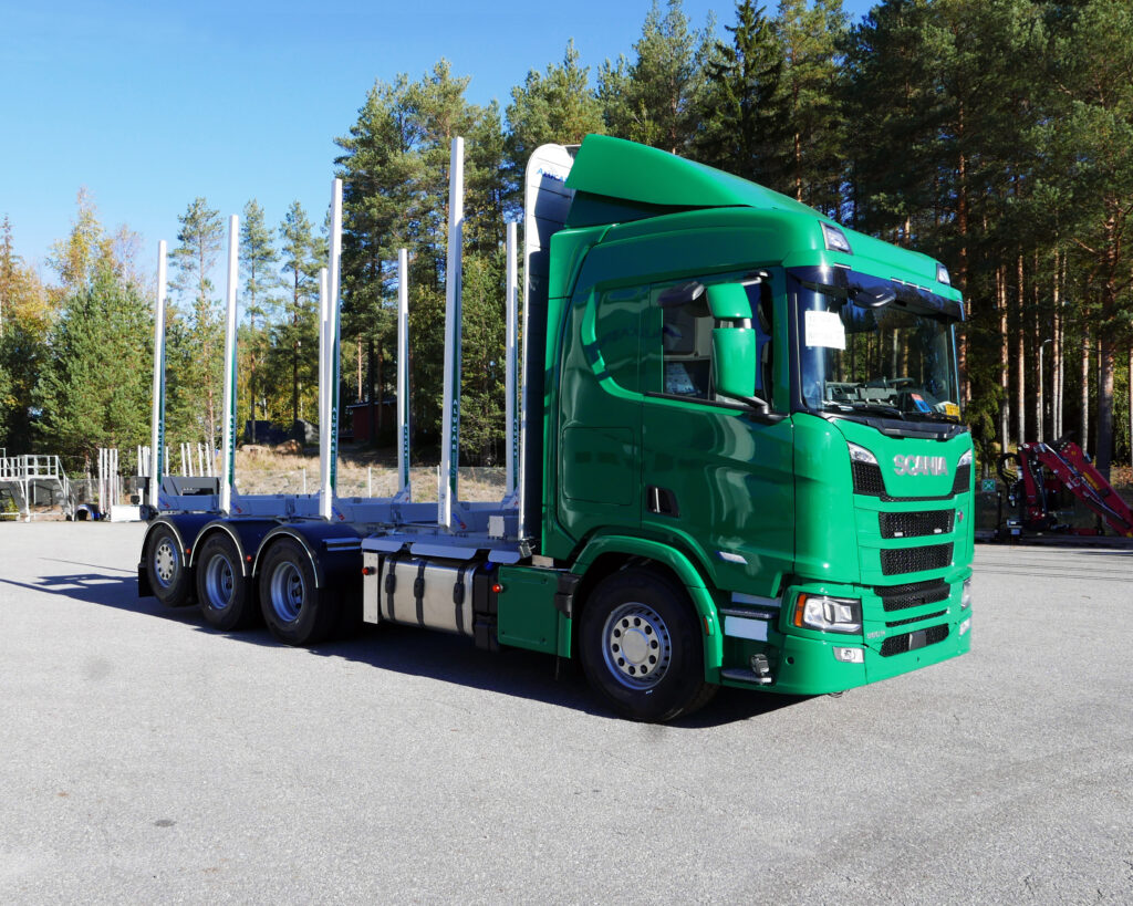 Puukuljetus Vesala Oy - Alucar